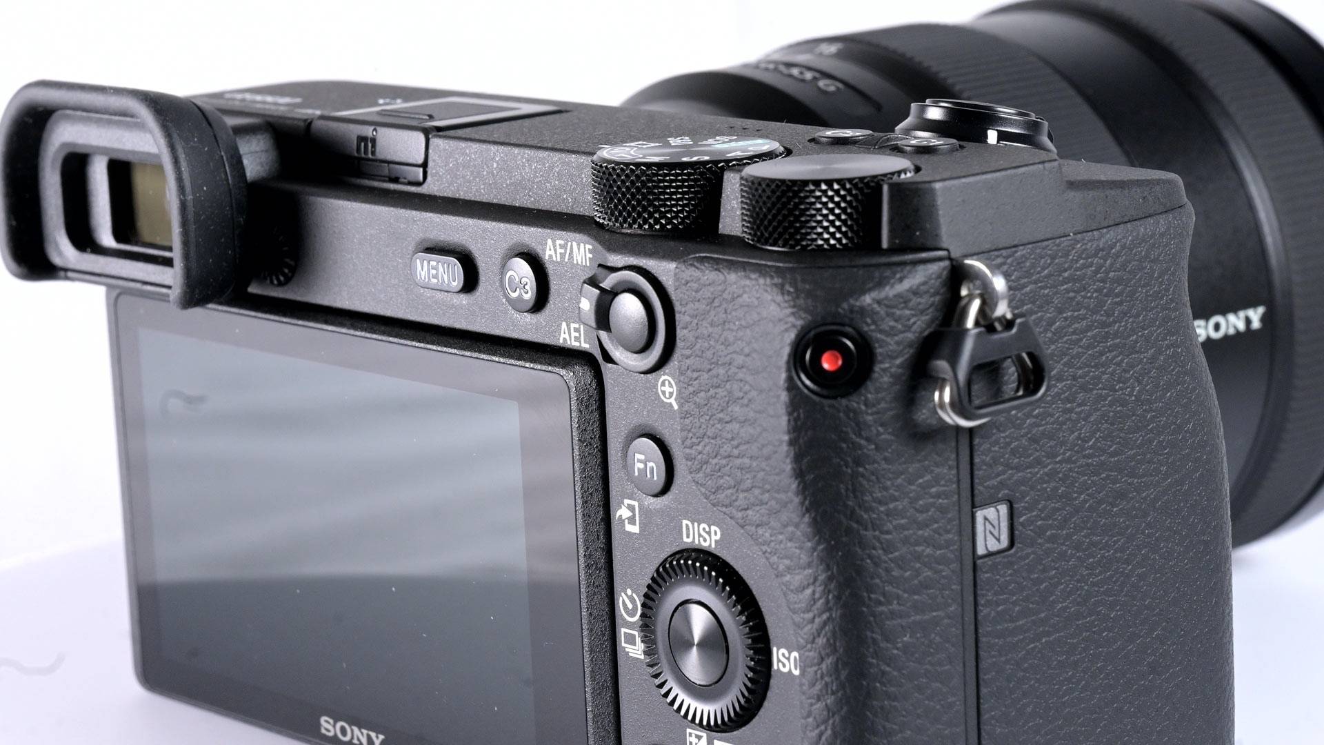 Sony A6600 The Standard For Mirrorless Aps C Cameras Videomaker